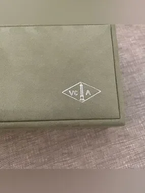 Van Cleef & Arpels | Jewelry | Nwot Van Cleef Arpels Gift Box | Poshmark